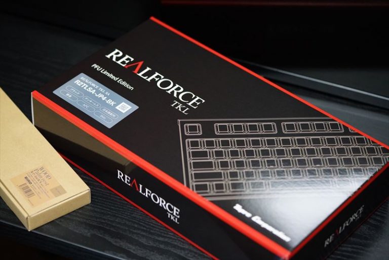 REALFORCE R2 「PFU Limited Edition」のレビュー - Headphone+Earphone